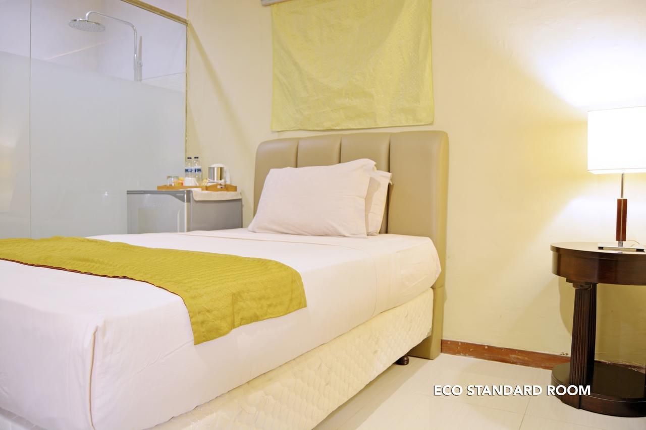 W HOME CIPETE GUEST HOUSE JAKARTA